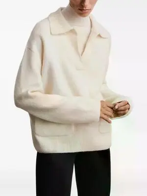 12 STOREEZ V-neck Spread Collar Sweater