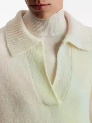 12 STOREEZ V-neck Spread Collar Sweater