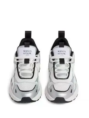 Maison Kitsuné Sora Logo Detail Sneakers - White