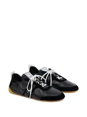 Chloé Kick Logo-patch Sneakers - Black