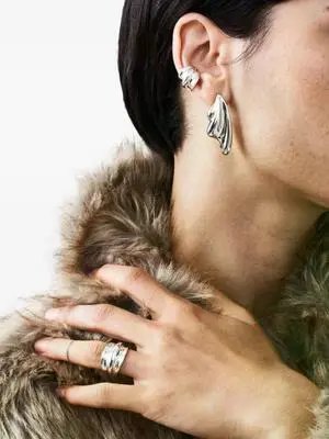 OTIUMBERG Statement Wave Earrings - Silver