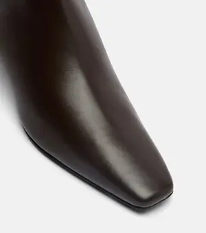 TOTEME Chelsea Boots - Brown