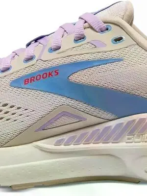 Brooks Adrenaline Gts 23 Running Sneakers - Neutrals