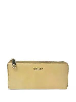 Dkny Pre-owned Zip Leather Continental Wallet - Neutrals