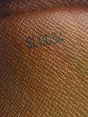 LOUIS VUITTON 2004 Monogram Danube Crossbody Bag