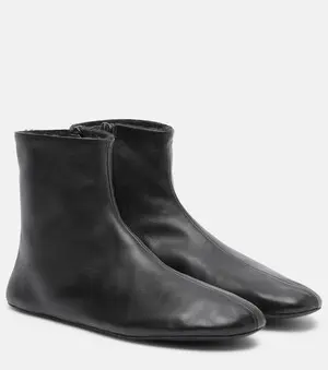 THE ROW Stella Shearling-lined Leather Ankle Boots - Black