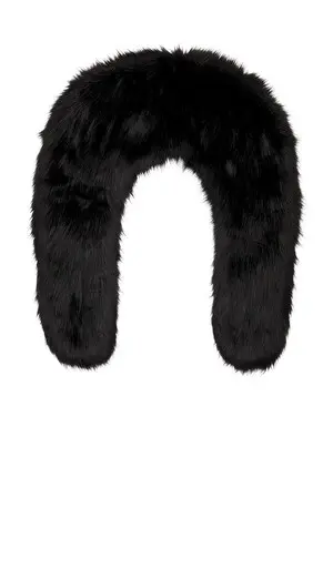 UNREAL FUR Changes Scarf