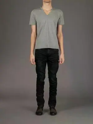 SIDE SLOPE V-neck T-shirt