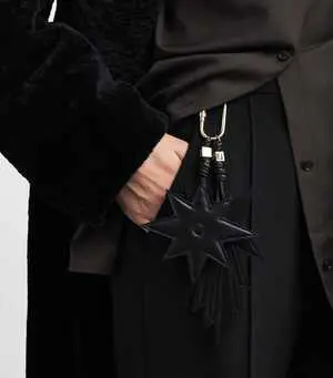YVES SALOMON Lamb Leather Star Keyring - Black
