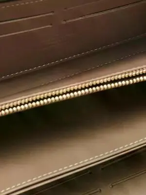 LOUIS VUITTON 2012 Zippy Leather Wallet - Neutrals