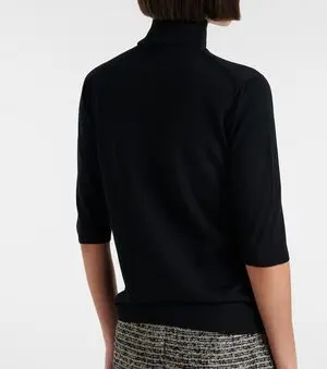 Max Mara Virgin Wool Turtleneck Sweater - Black