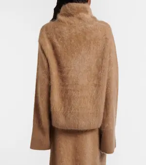 LISA YANG Florel Cashmere Turtleneck Sweater