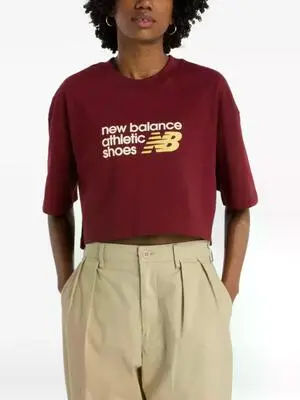 NEW BALANCE Cropped Crewneck T-shirt With Chest Logo - Red