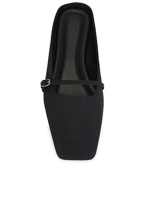 ST. AGNI Plie Flat