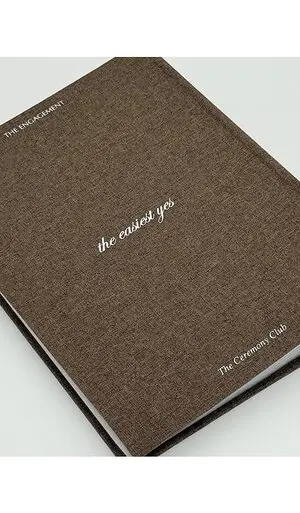 THE CEREMONY CLUB Engagement Photo Album