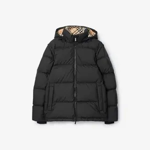 Burberry Detachable Sleeve Puffer Jacket With Knight Stamp - Black