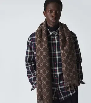 Gucci Gg Fringed Cashmere Scarf