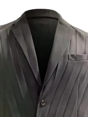 Valentino Garavani Pleated Notched-lapel Suit