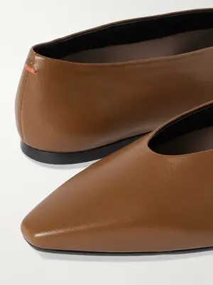 AeydĒ Betty Leather Ballet Flats - Brown