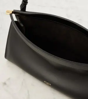 Alaïa Le Click East West Medium Shoulder Bag - Black
