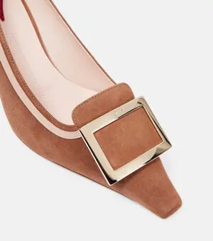 ROGER VIVIER Viv "canard" 55 Buckle-detail Suede Pumps - Brown