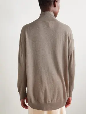 THE ROW Jabari Cashmere Turtleneck Sweater