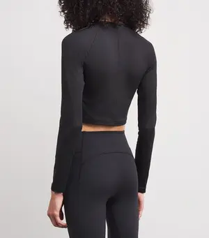 On Studio Long Sleeve Cropped Top - Black