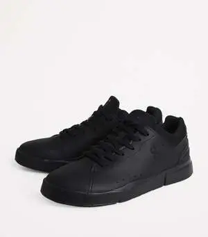 On The Roger Advantage Sneakers - Black