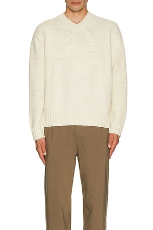 WAO Slub Yarn V-neck Sweater