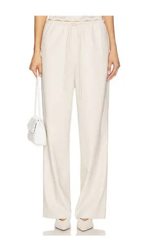 Lamarque Knee Length Pants For Women