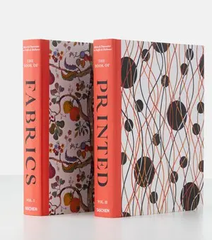 TASCHEN The Book Of Printed Fabrics. From The 16th Century Until Today Set Of 2 Books - Multicoloured