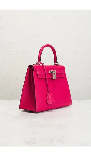 FWRD RENEW Hermes Kelly 25 Sellier Handbag In Epsom Leather - Fuchsia