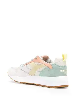 DIADORA Colour Block Panelled Design Sneakers
