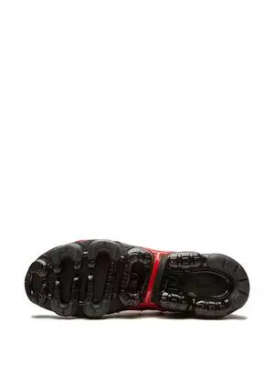 Nike Vapormax Plus Sneakers - Red