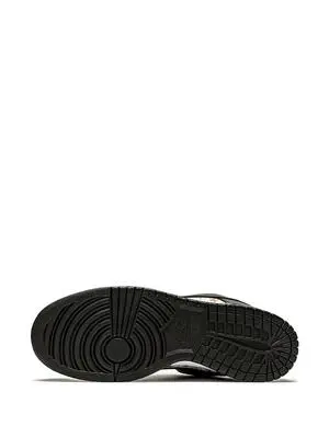 Nike X Supreme Sb Dunk Low "stars" Sneakers - Black