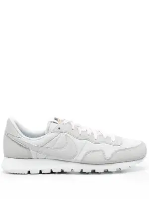Nike Pegasus 83 Sneakers