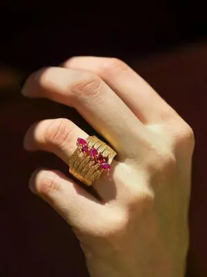 GAELLE KHOURI 18kt Yellow Ruby Ring
