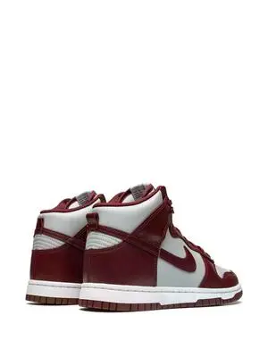 Nike Dunk Hi Retro Sneakers - Red