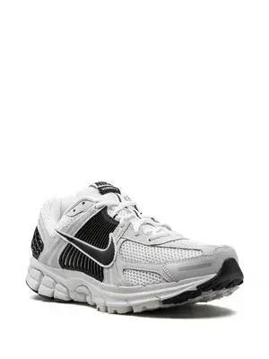 Nike Zoom Vomero "black" Sneakers - White