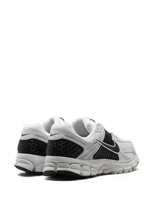 Nike Zoom Vomero "black" Sneakers - White