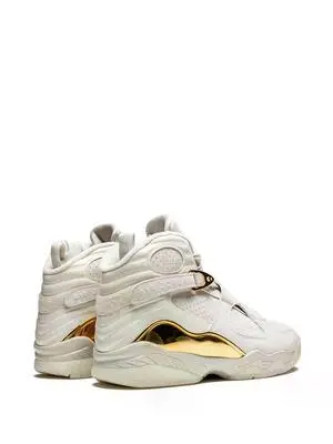JORDAN Retro C&c Trophy Sneakers