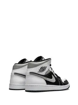 JORDAN Air 1 Mid Sneakers - Black