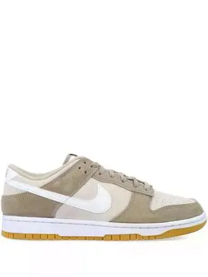 Nike Dunk Low Lace-up Sneakers - Brown