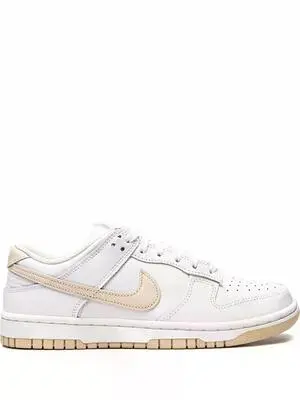 Nike Nike Dunk Low Pearl Sneakers White