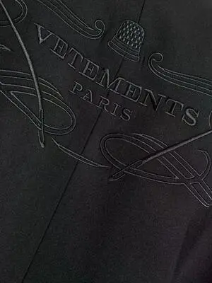Vetements Embroidered Blazer