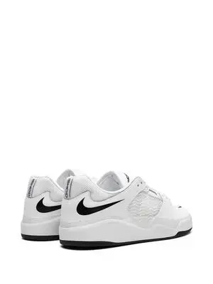 Nike Ishod Premium Low-top Sneakers - White