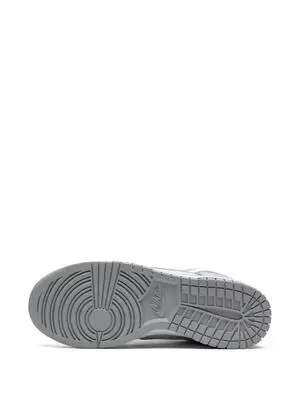 Nike Dunk Low Retro Two Tone Sneakers - Grey
