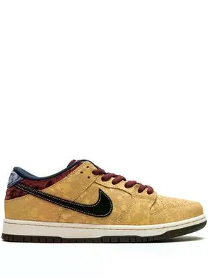 Nike Dunk Low 'city Of Cinema' Sneakers - Brown