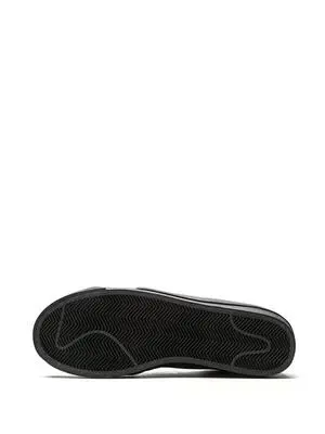 Nike Premium Triple Sneakers