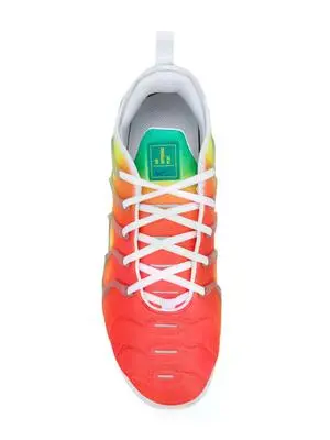 Nike Vapormax Plus Sneakers